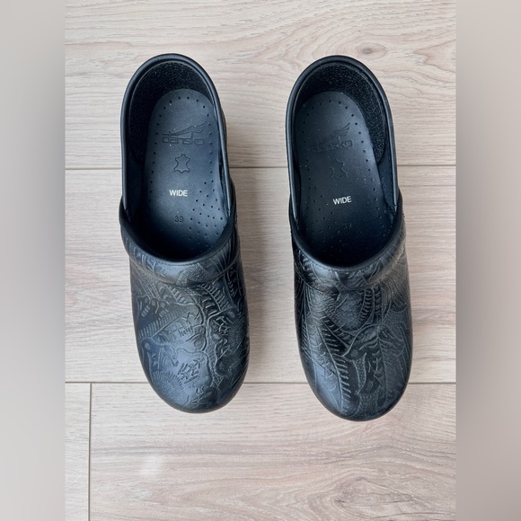 Dansko | Shoes | Dansko Black Tooled Leather Wide Professional Clog ...